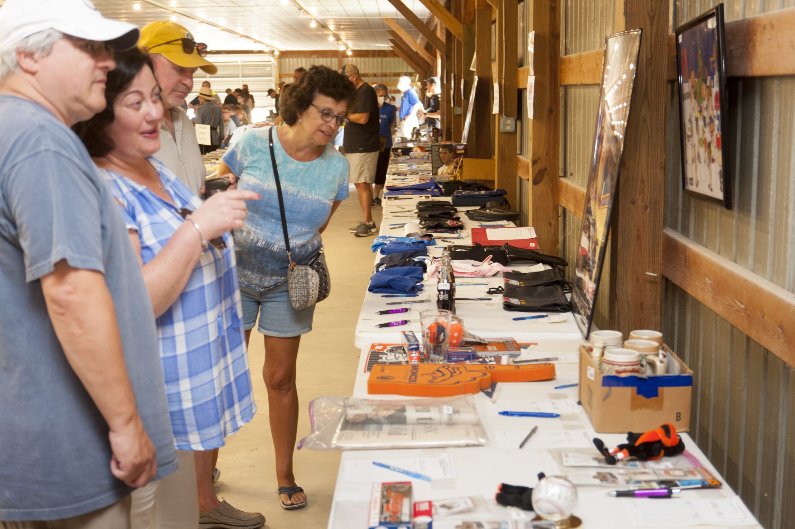 Sports Auction - Hospice & Community Care's Labor Day Auction